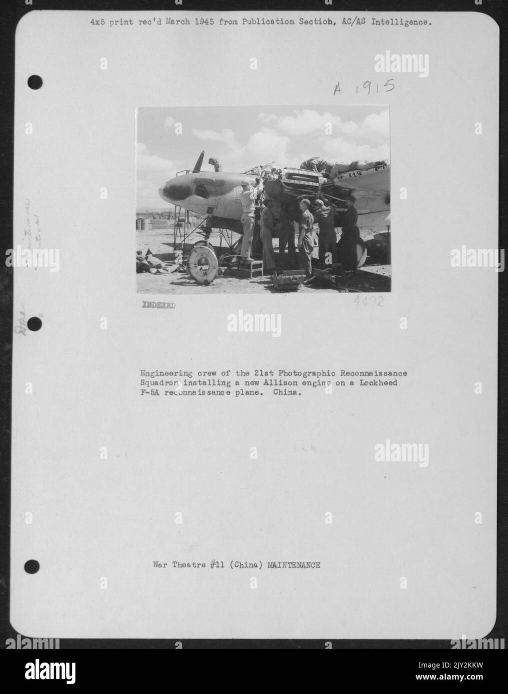 Engineering Crew Of The 21St Photographic Reconnaissance Squadron ...