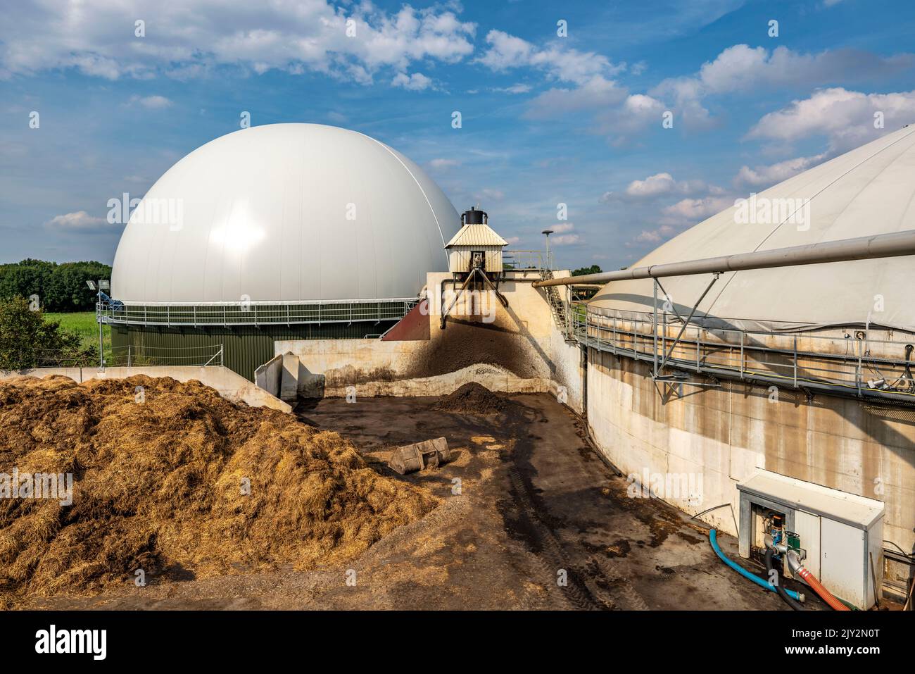 Biogas plant, gas storage, with dome, fermenter Tanks for the ...