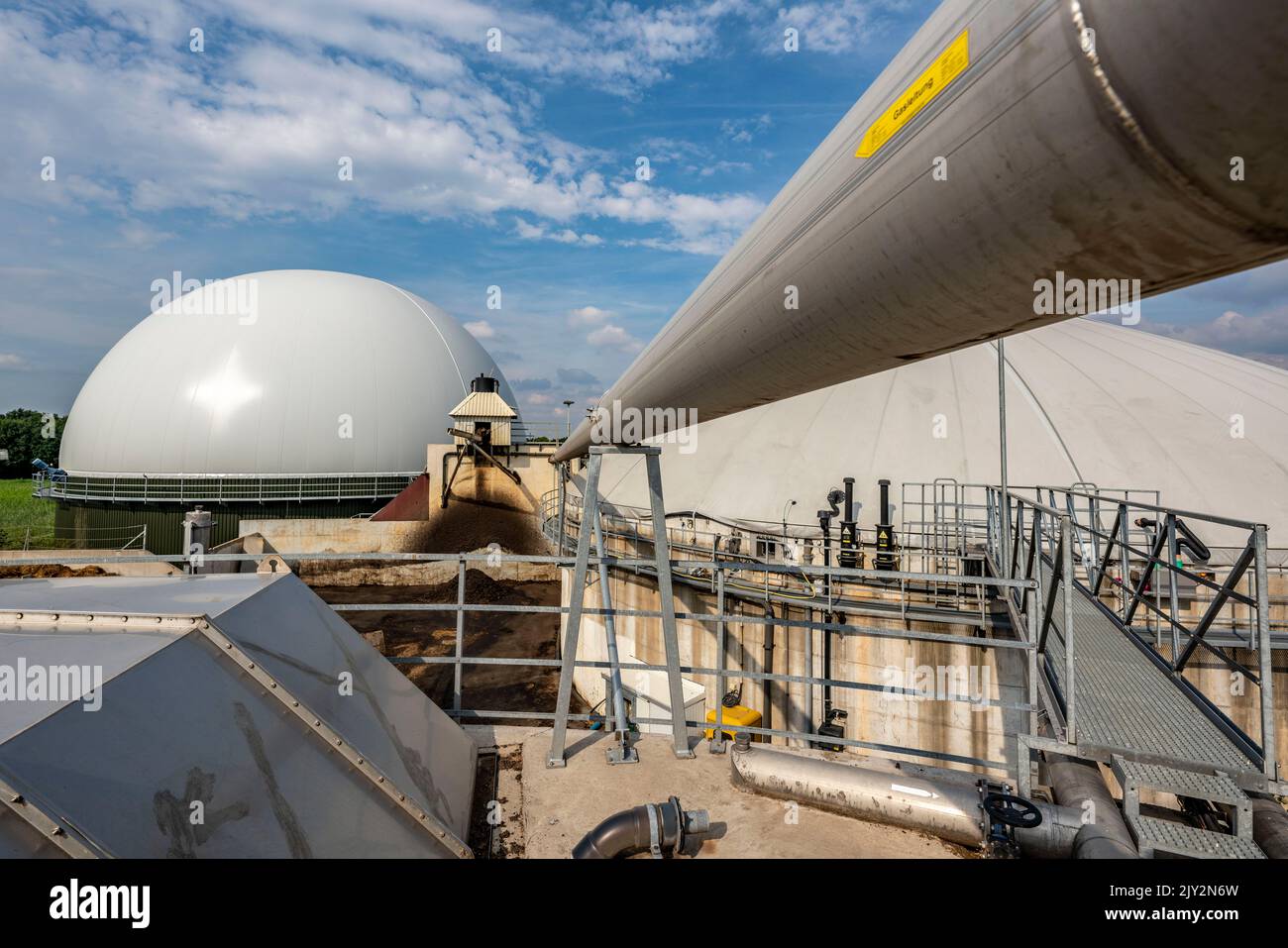 Biogas plant, gas storage, with dome, fermenter Tanks for the ...