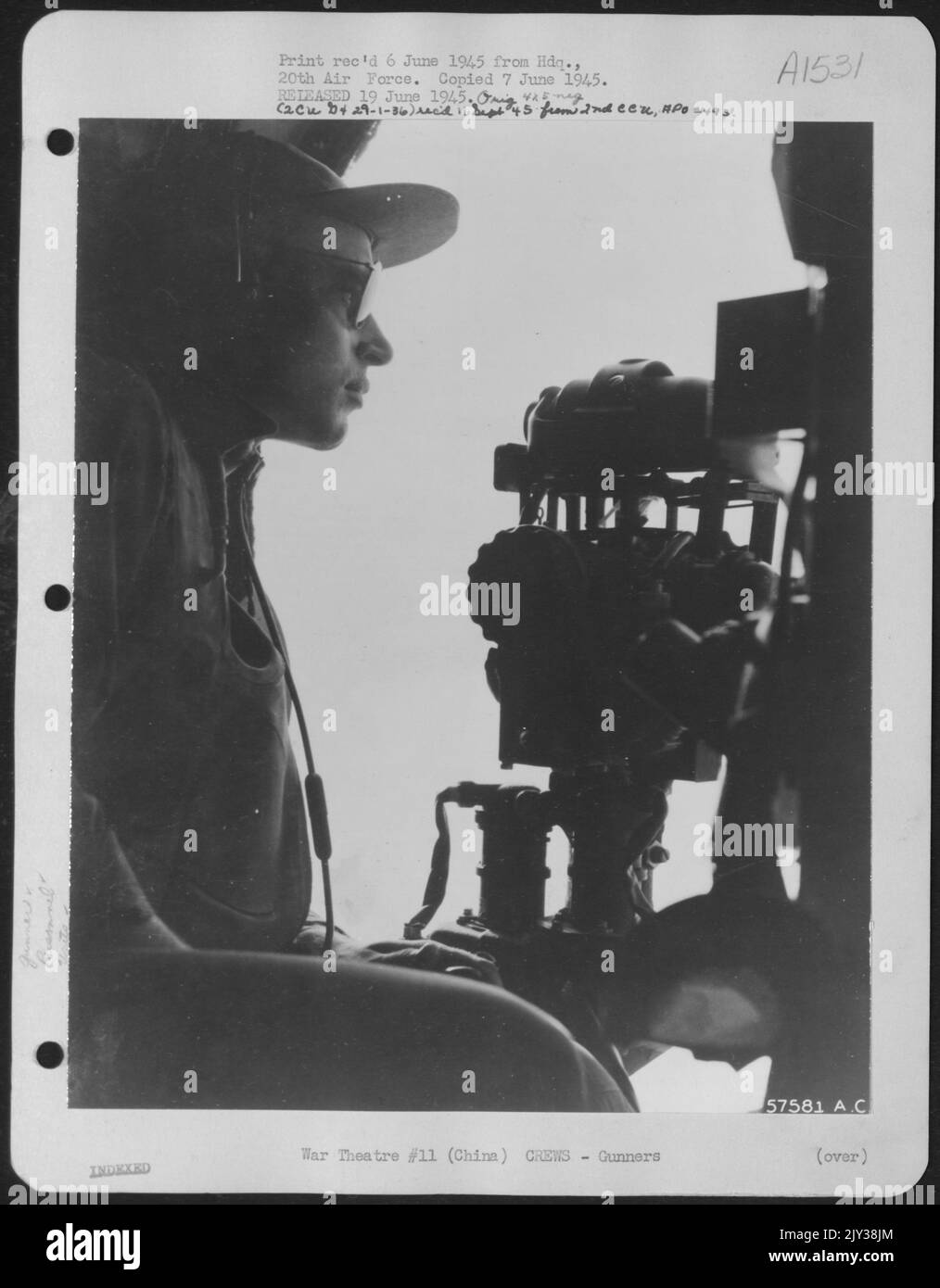 S/Sgt. Ralph L. Burnett (Waukegan, Illinois) Boeing B-29 Gunner Of The ...