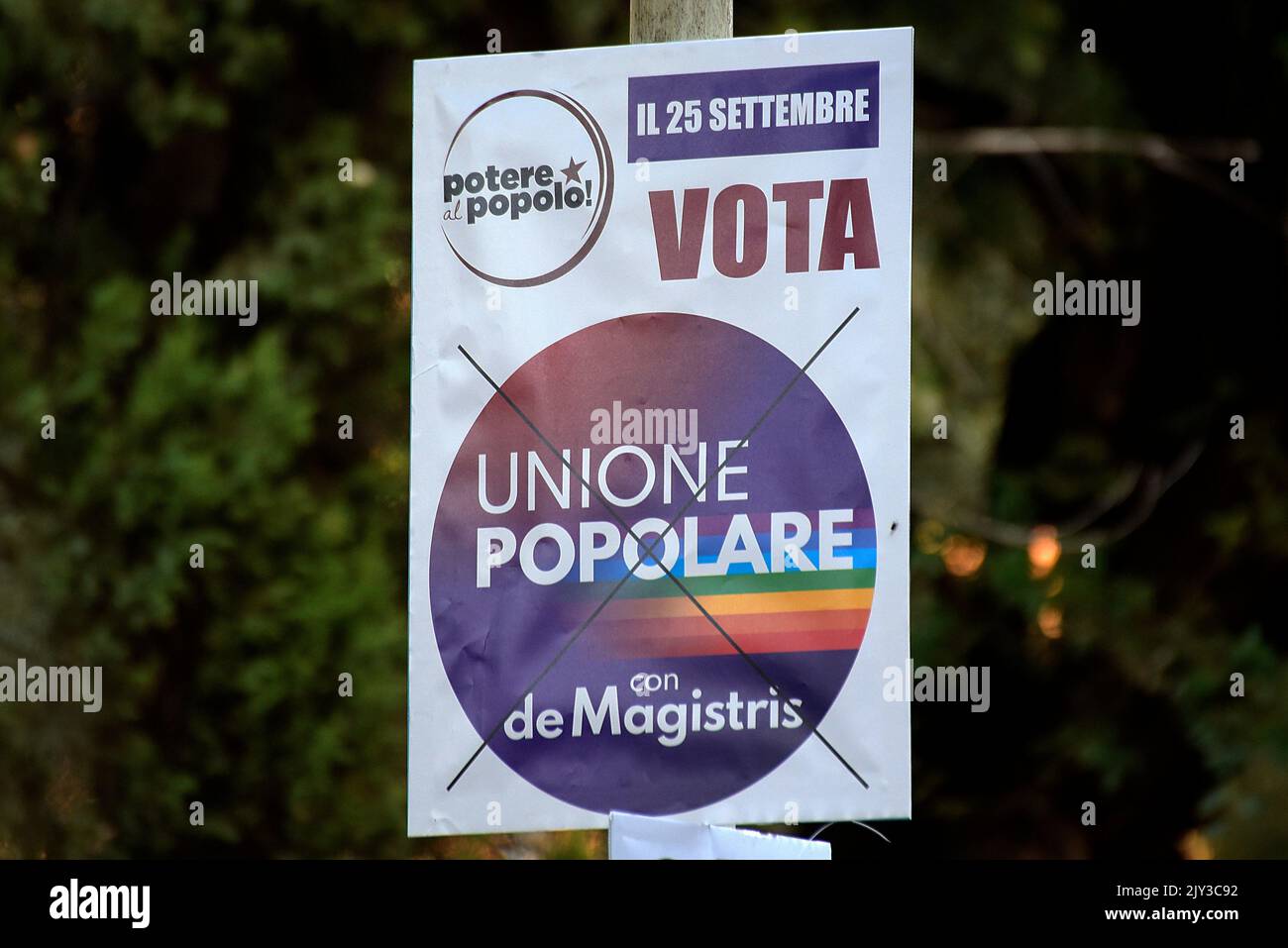 Left wing political posters hi-res stock photography and images - Alamy