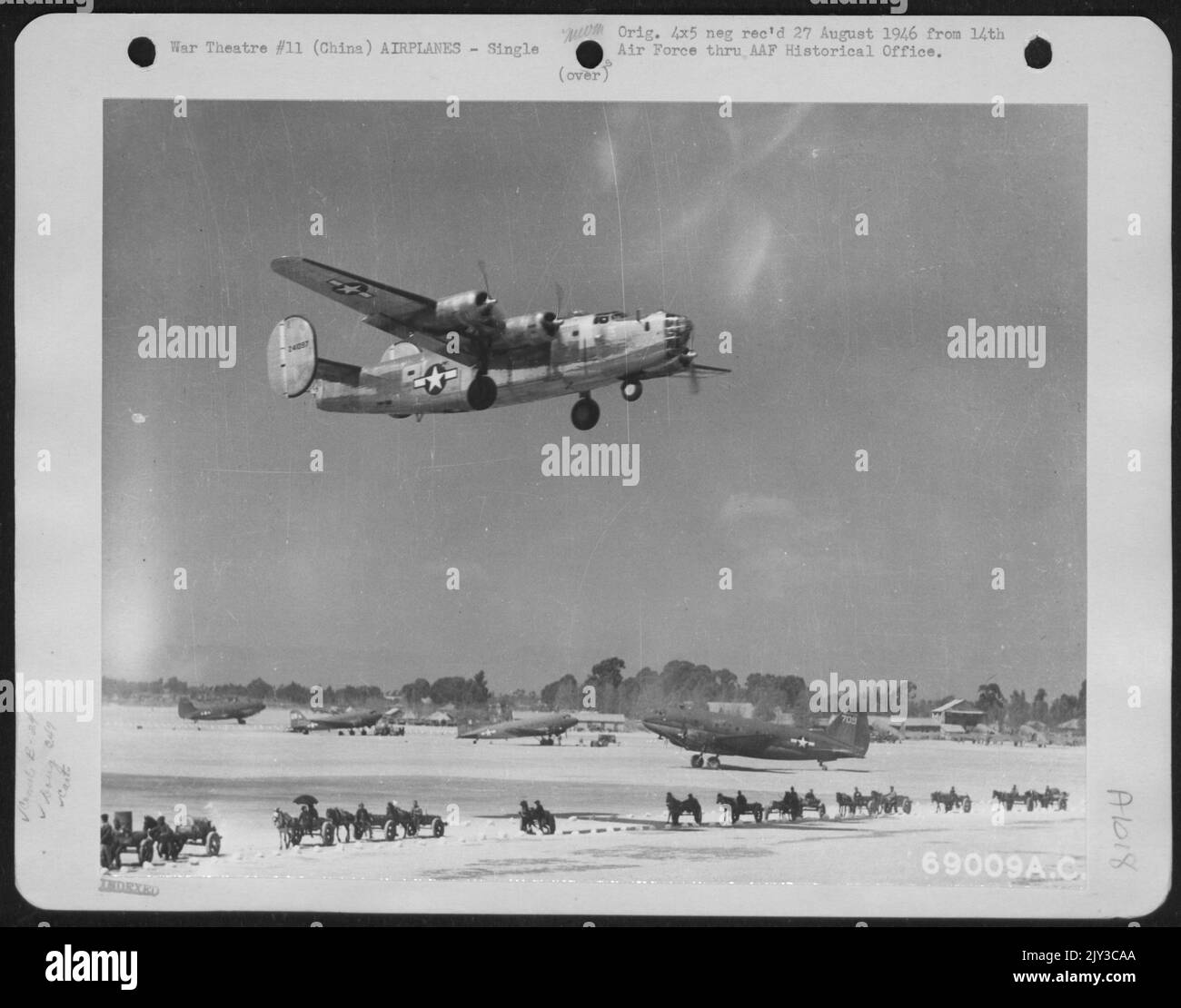 Slowly animal Black and White Stock Photos & Images - Alamy