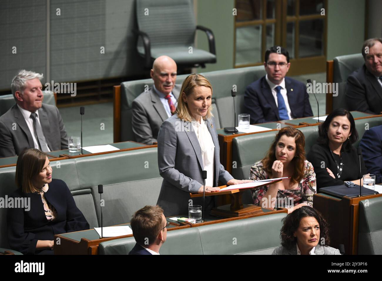 The Member for Dunkley Peta Murphy delivers her maiden speech in the ...