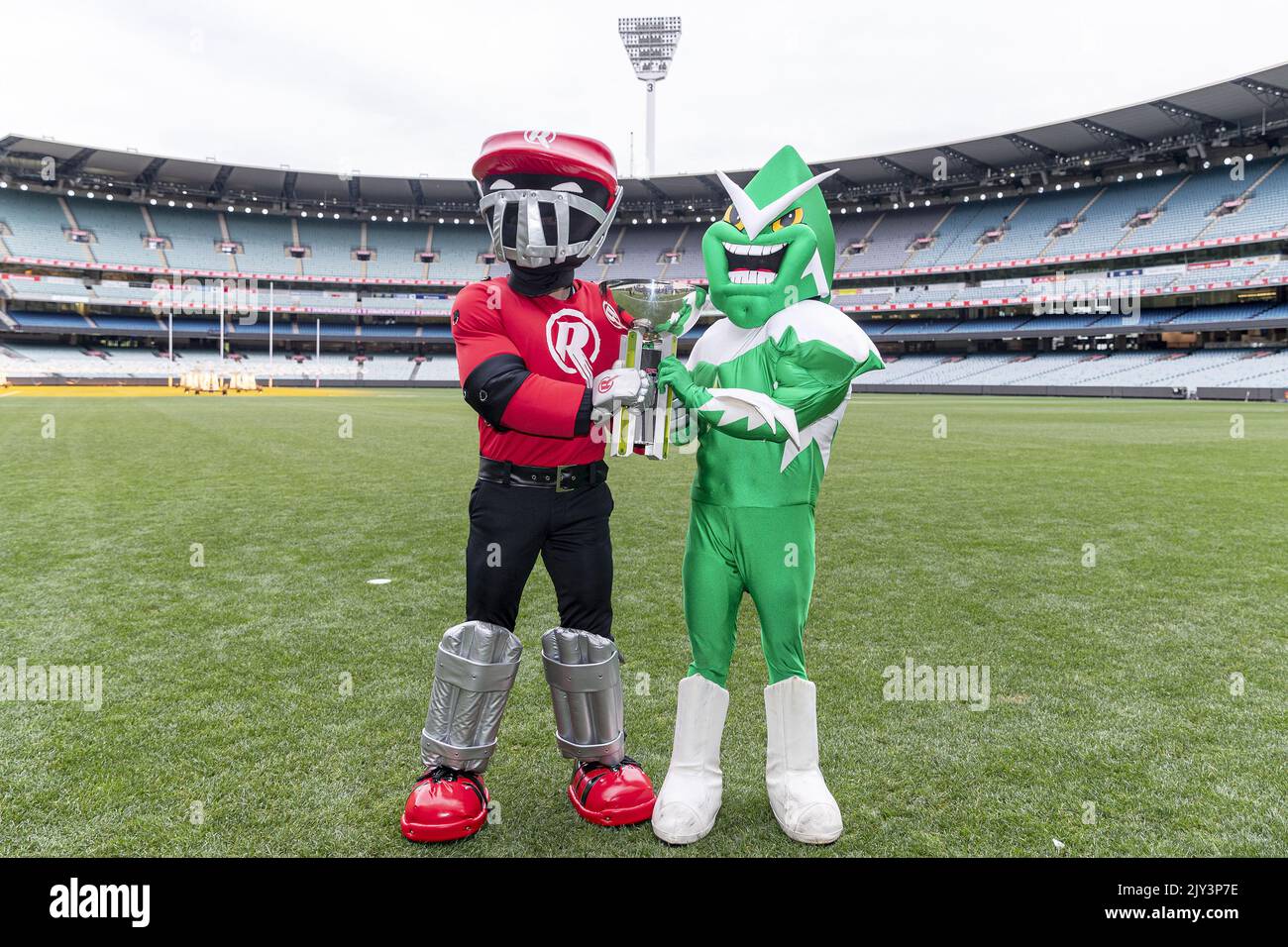 Melbourne Renegades and Melbourne Stars mascots during a BBL Fixture ...
