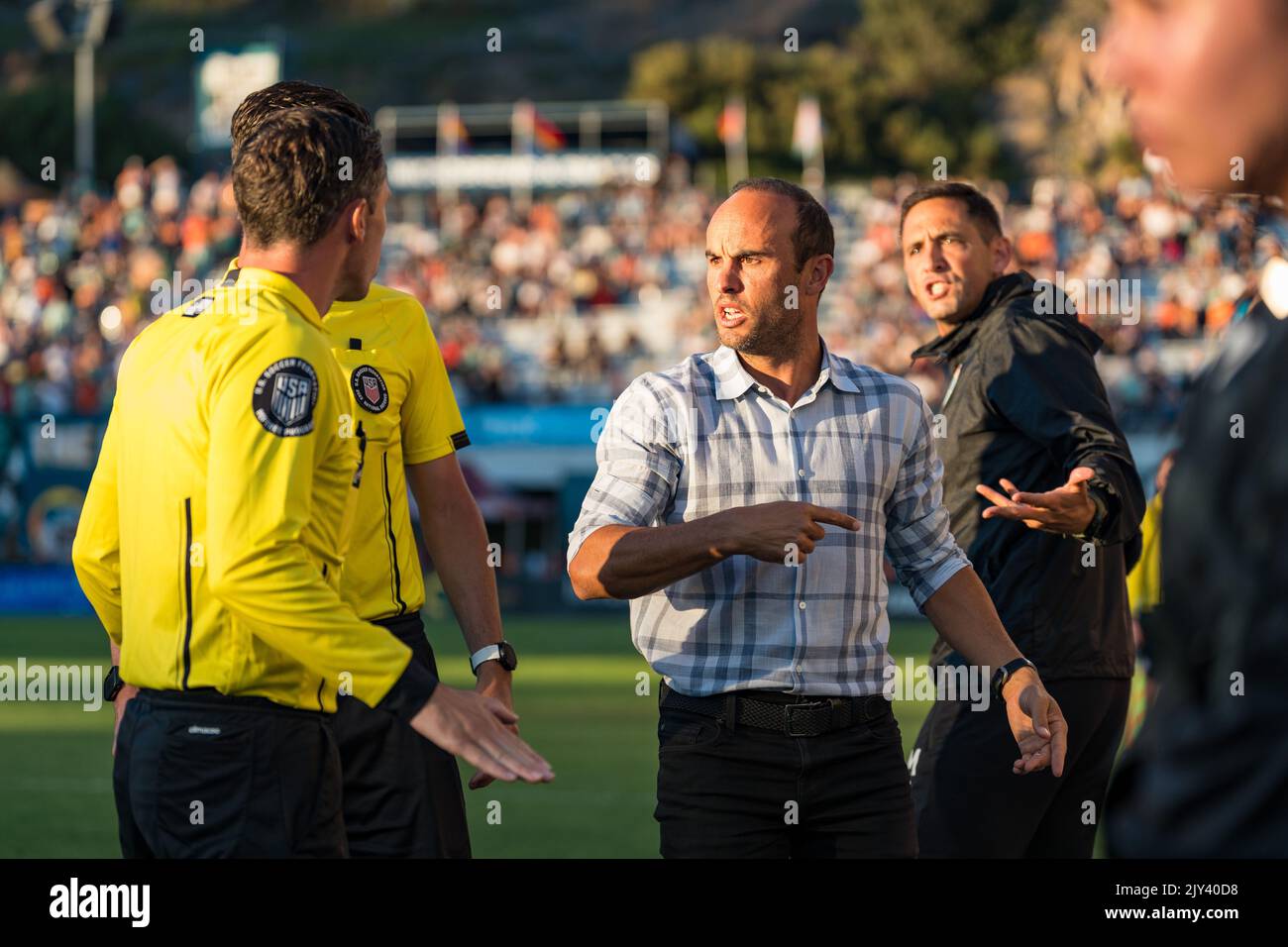 Soccer referee call hi-res stock photography and images - Alamy