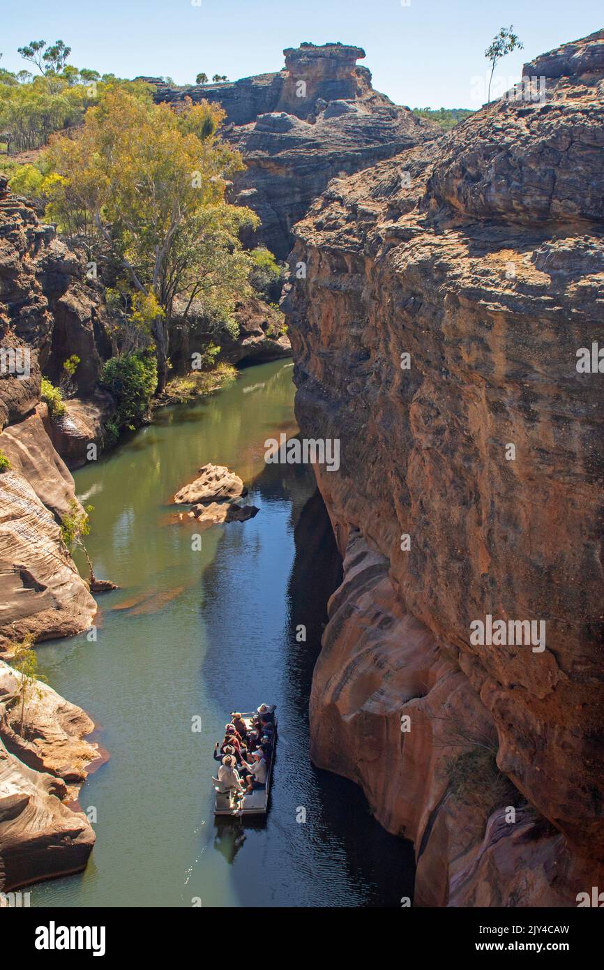 Tourist boat inside Cobbold Gorge Stock Photo - Alamy