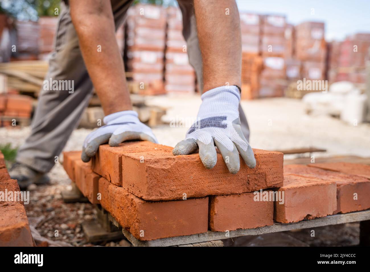 Construction material loading hi-res stock photography and images - Alamy