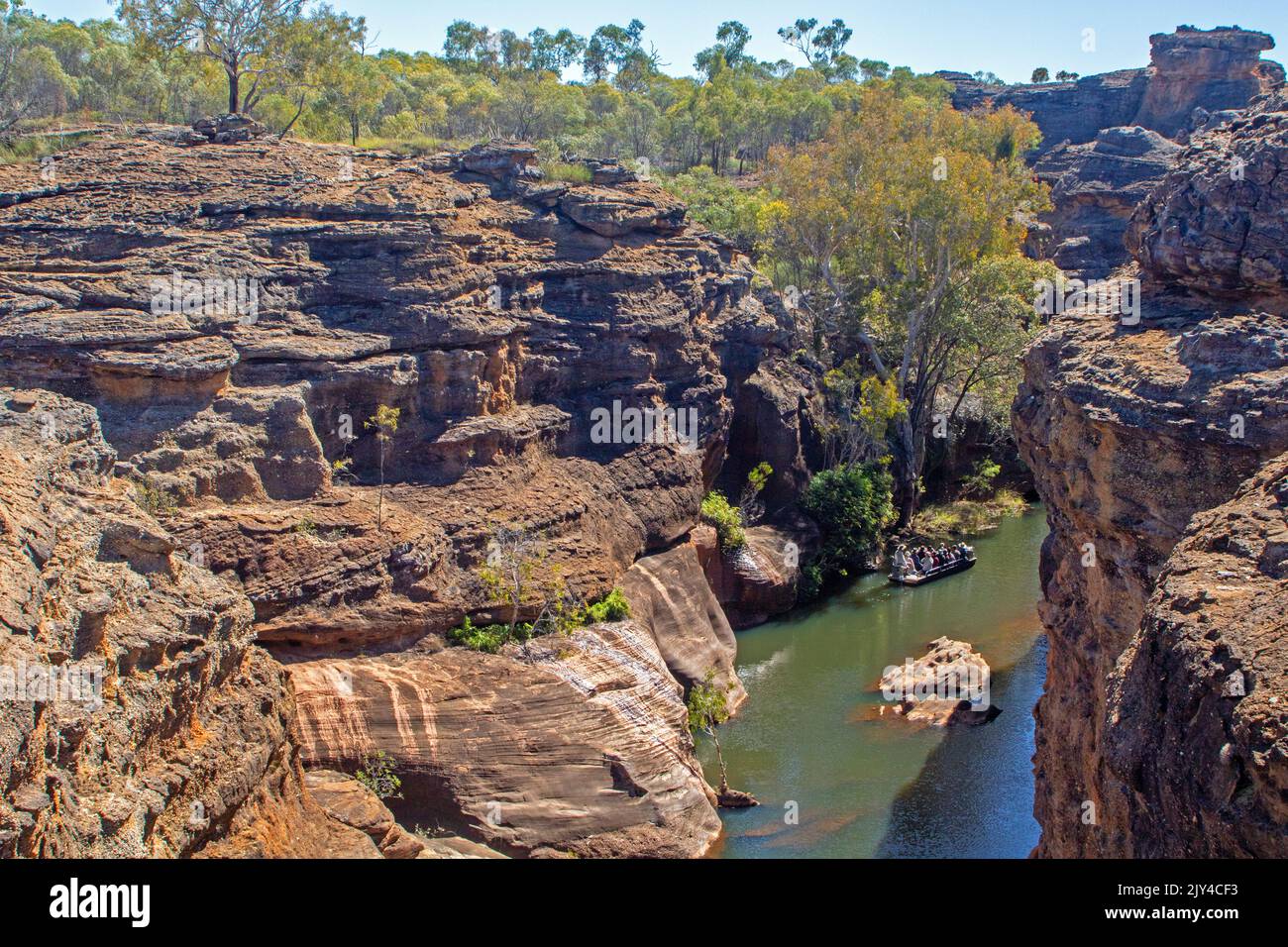 Tourist boat inside Cobbold Gorge Stock Photo - Alamy