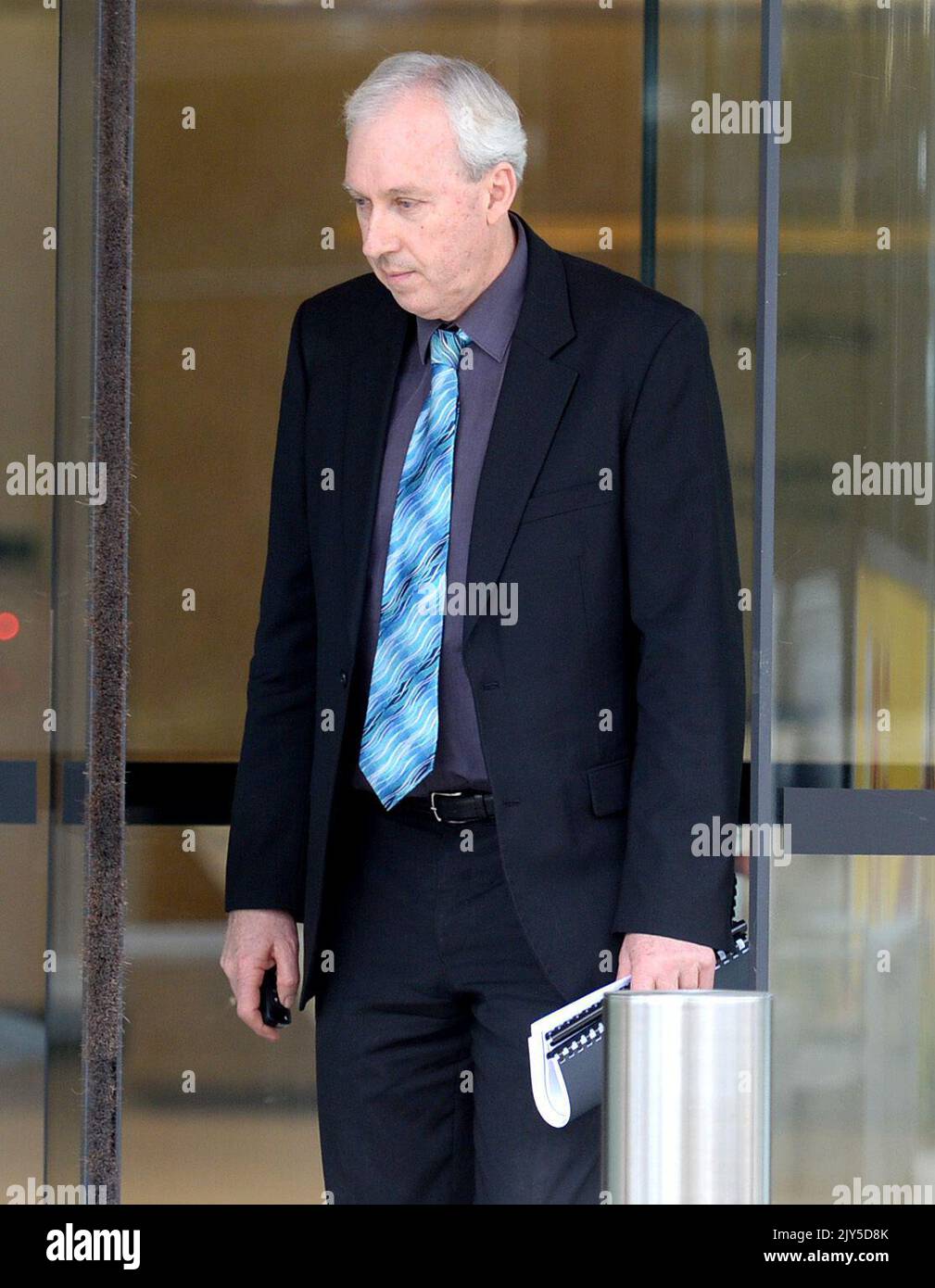 Gary Christian from Drug Free Australia leaves the Coronial Inquest ...