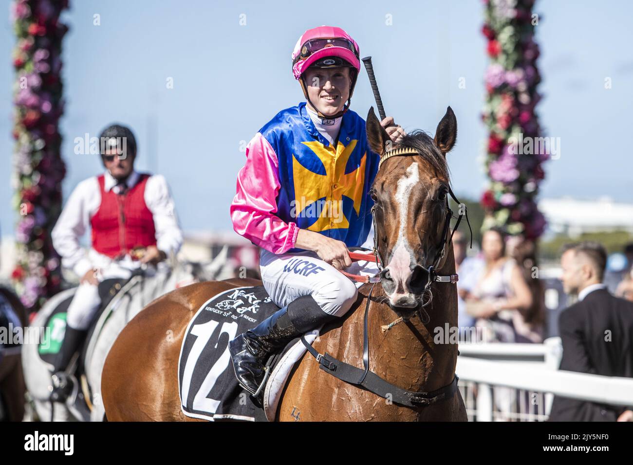 Jackson Murphy rides Real Cute to victory during race 5, the Jim Beam ...