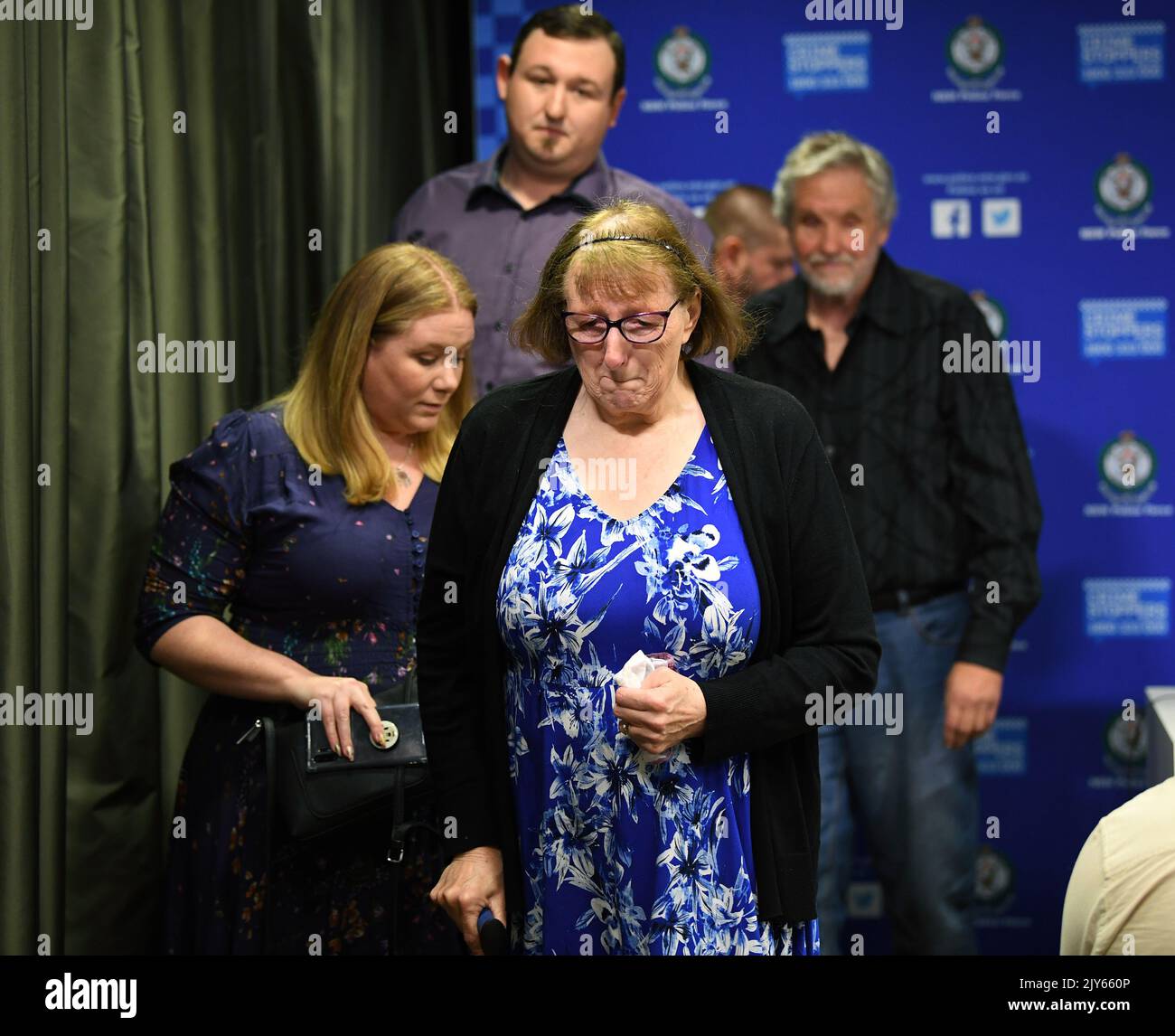 Brenda Cartwright (centre) , mother of murdered Sydney woman Nicole ...