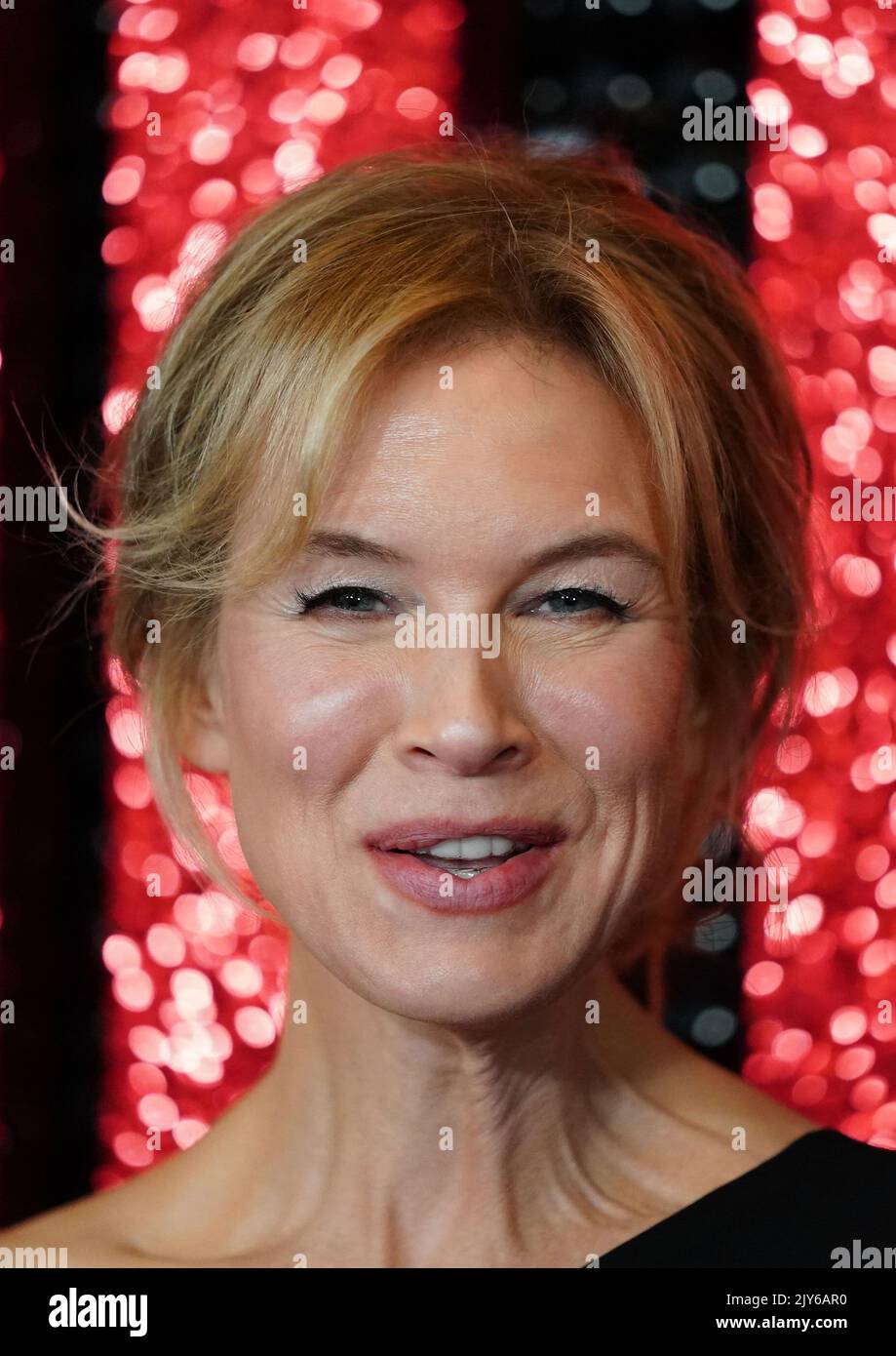 Renee Zellweger arrives during the Australian premiere of Judy at The ...