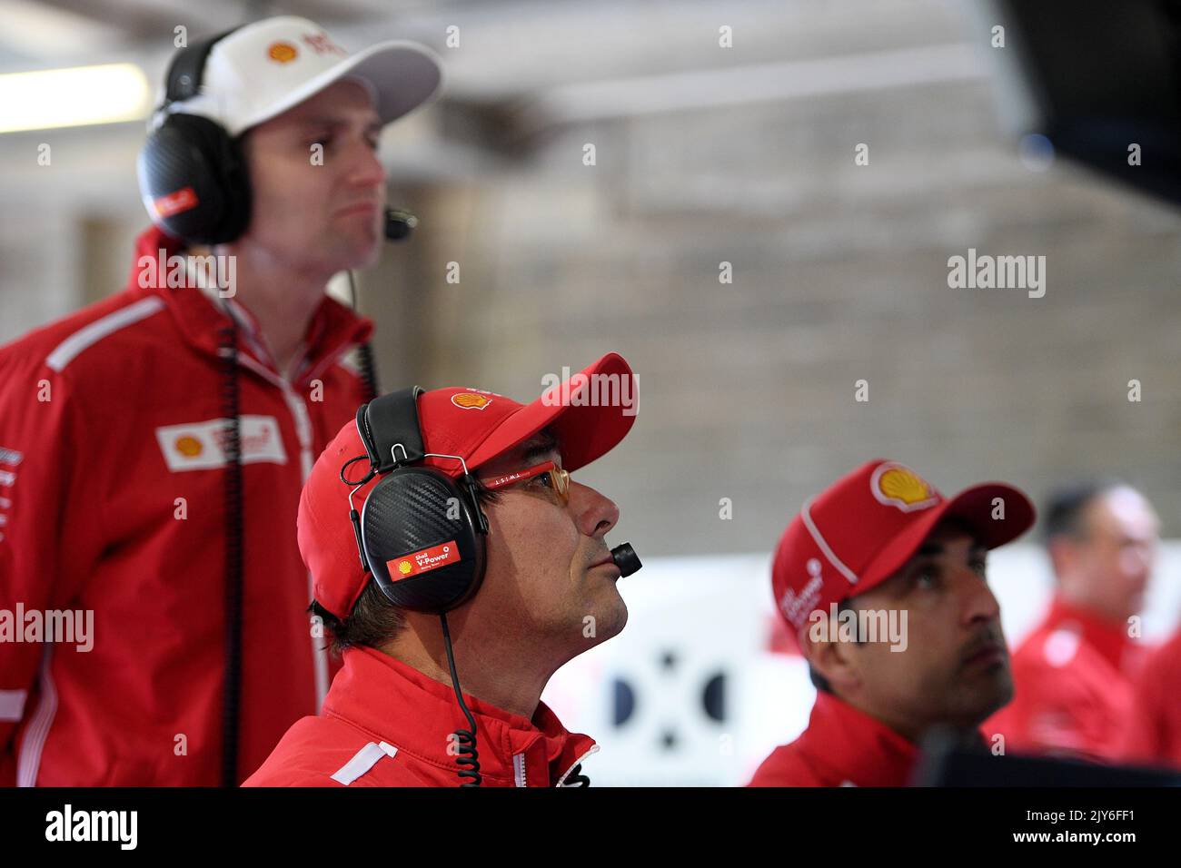 Scott McLaughlin's Shell V-Power Racing Team chief engineer Ludo ...