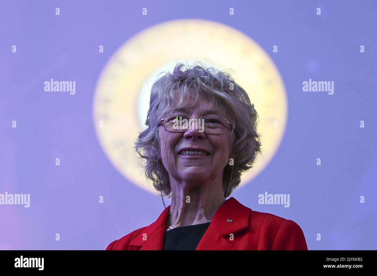 Winner of the Prime Minister's Prizes for Science Emeritus Professor ...