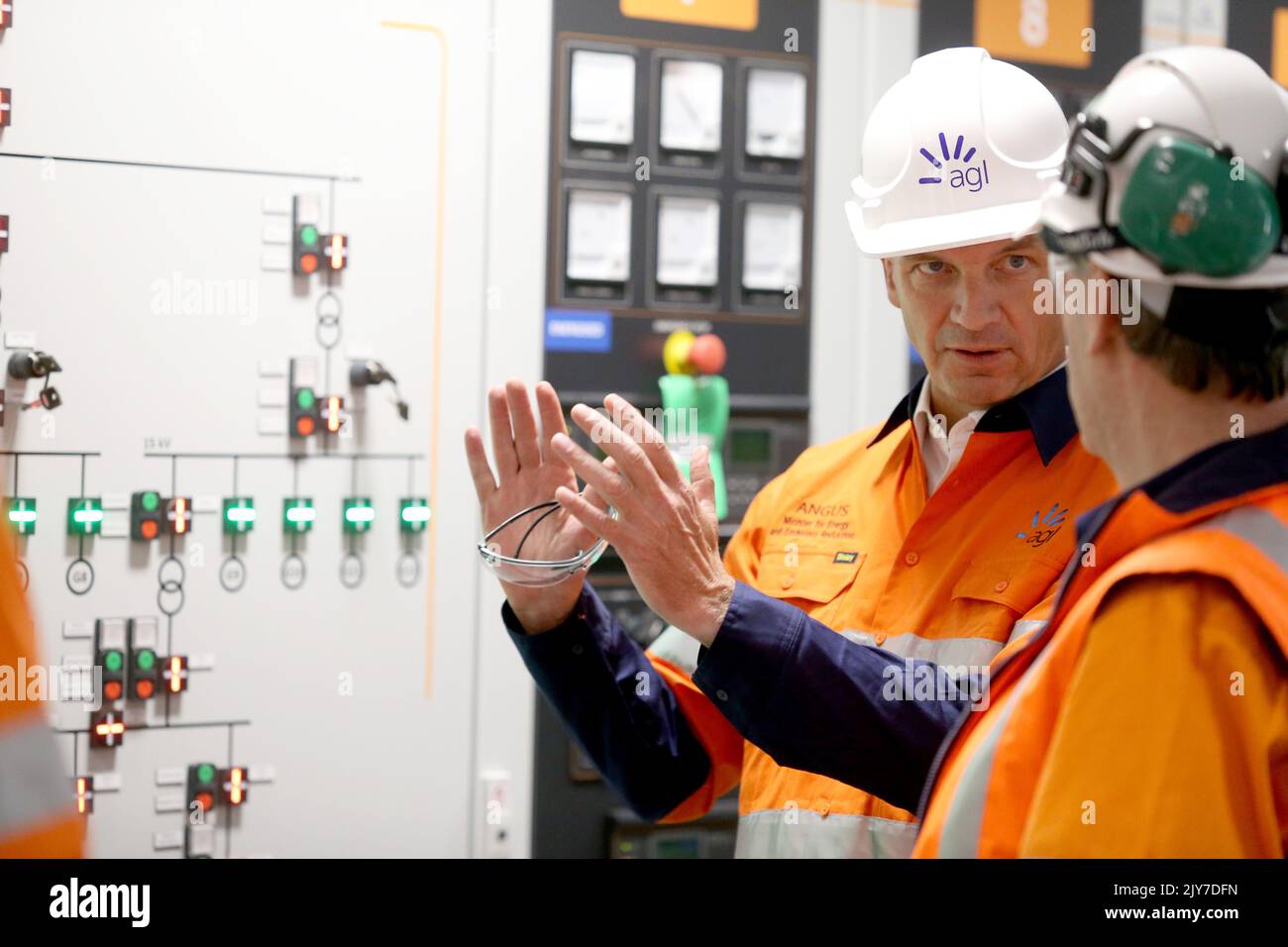 Minister for Energy and Emissions Reduction, Angus Taylor visits the ...