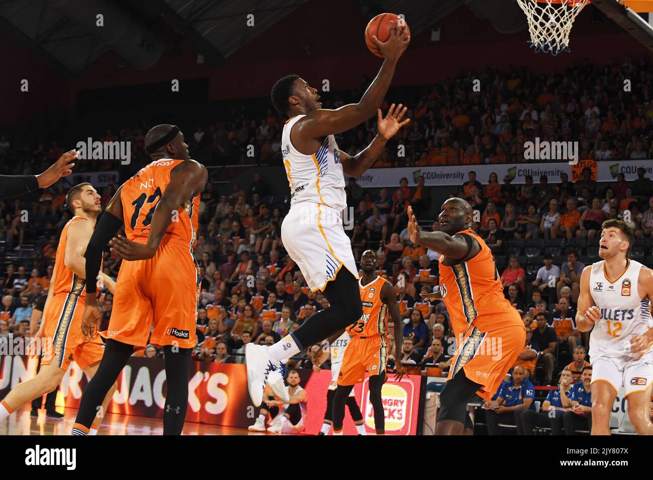 Bullets Lamar Patterson shoots during the Round 7 NBL match between the ...
