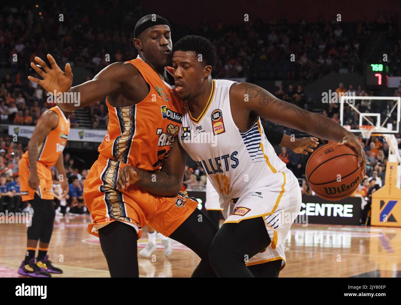 Bullets Lamar Patterson (right) battles Taipans during the Round 7 NBL ...