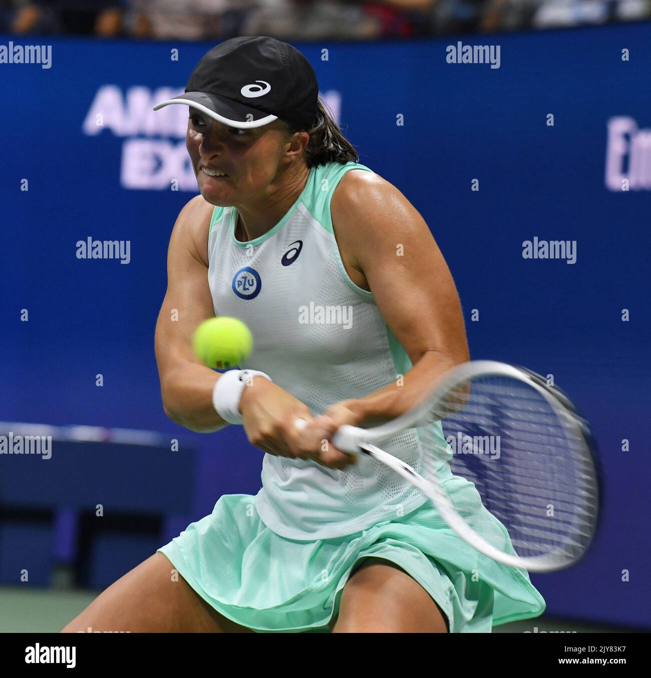 Iga swiatek wins us open hi-res stock photography and images - Alamy