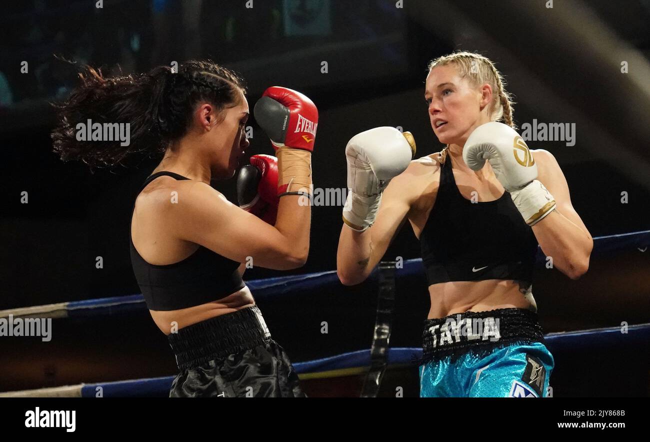 Tayla Harris and Janay Harding compete in the Australian Female Super ...