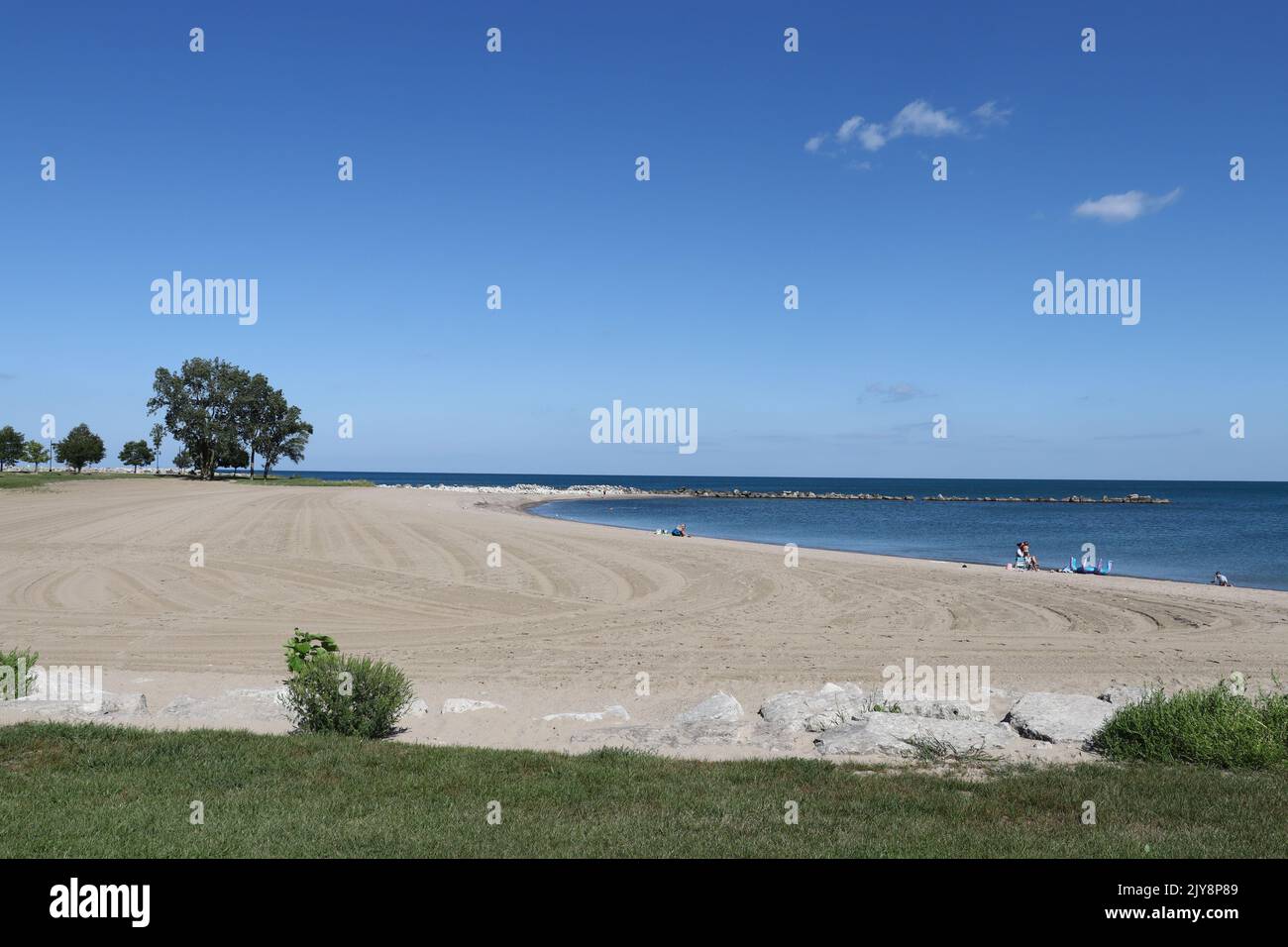 Summer fun on the beach in Kenosha, Wisconsin Stock Photo - Alamy