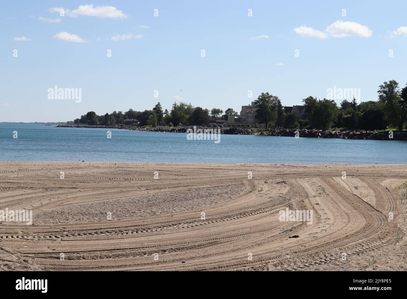 Summer fun on the beach in Kenosha, Wisconsin Stock Photo - Alamy