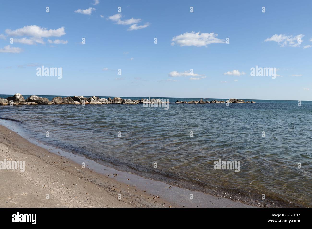 Summer fun on the beach in Kenosha, Wisconsin Stock Photo - Alamy