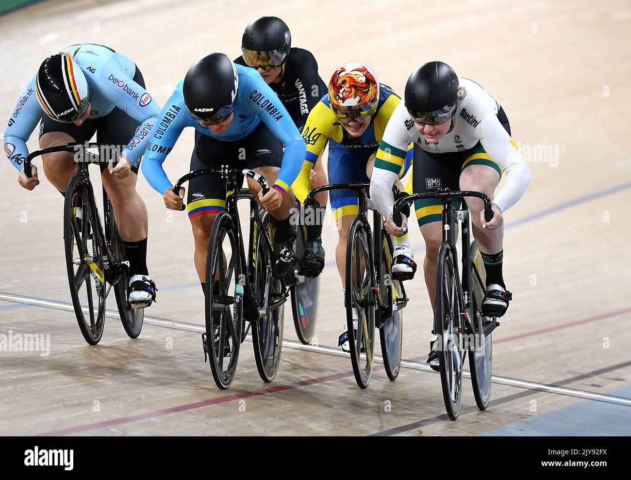 Colombia's Martha Bayona Pineda (2nd left) and Australia's Stephanie ...