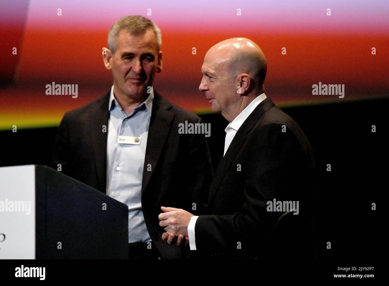 Woolworths CEO Brad Banducci (left) and Woolworths chairman Gordon ...