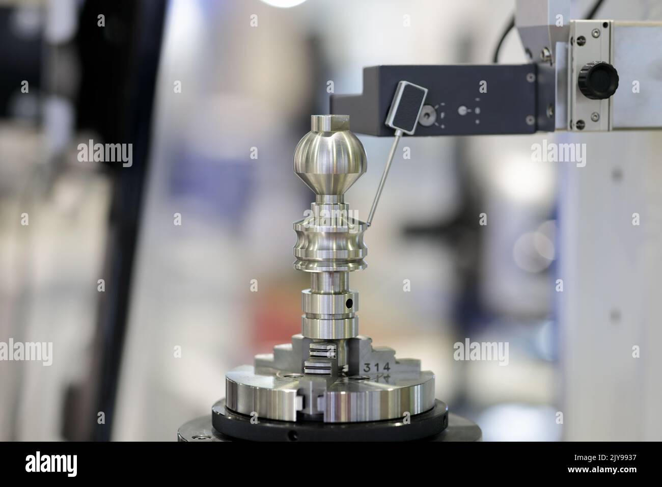 Testing Deviations Of Form With Automatic Measuring Machine Roundness And Cylindricity