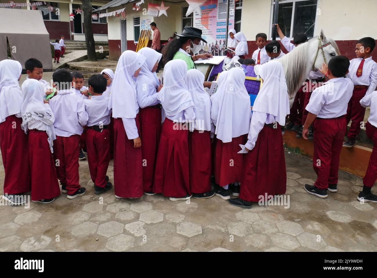 Purbalingga, CENTRAL JAVA, Indonesia. 6th Sep, 2022. Elementary school ...