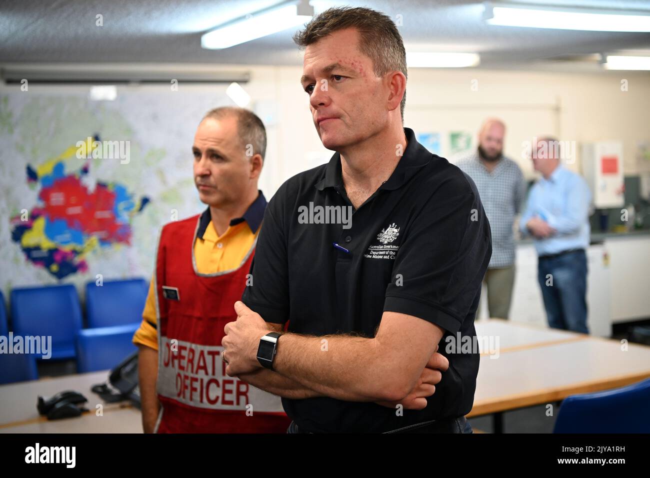 National Bushfire Recovery Agency chief Andrew Colvin during a tour of ...