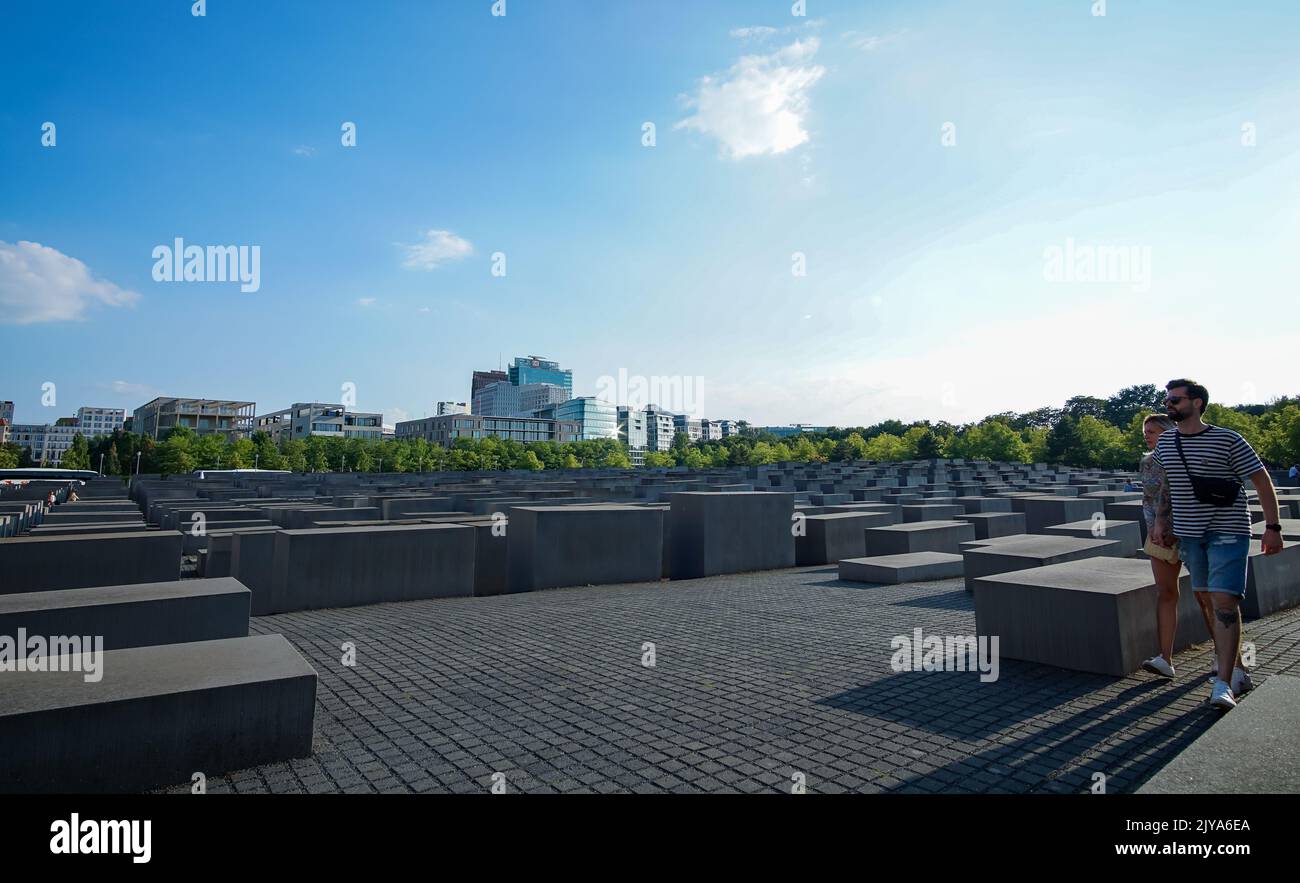 Berliner holocaust denkmal hi-res stock photography and images - Alamy