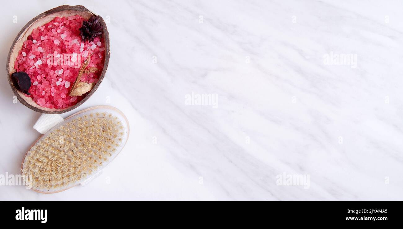 Spa salon web banner template with pink bath salt, wooden brush scrub ...