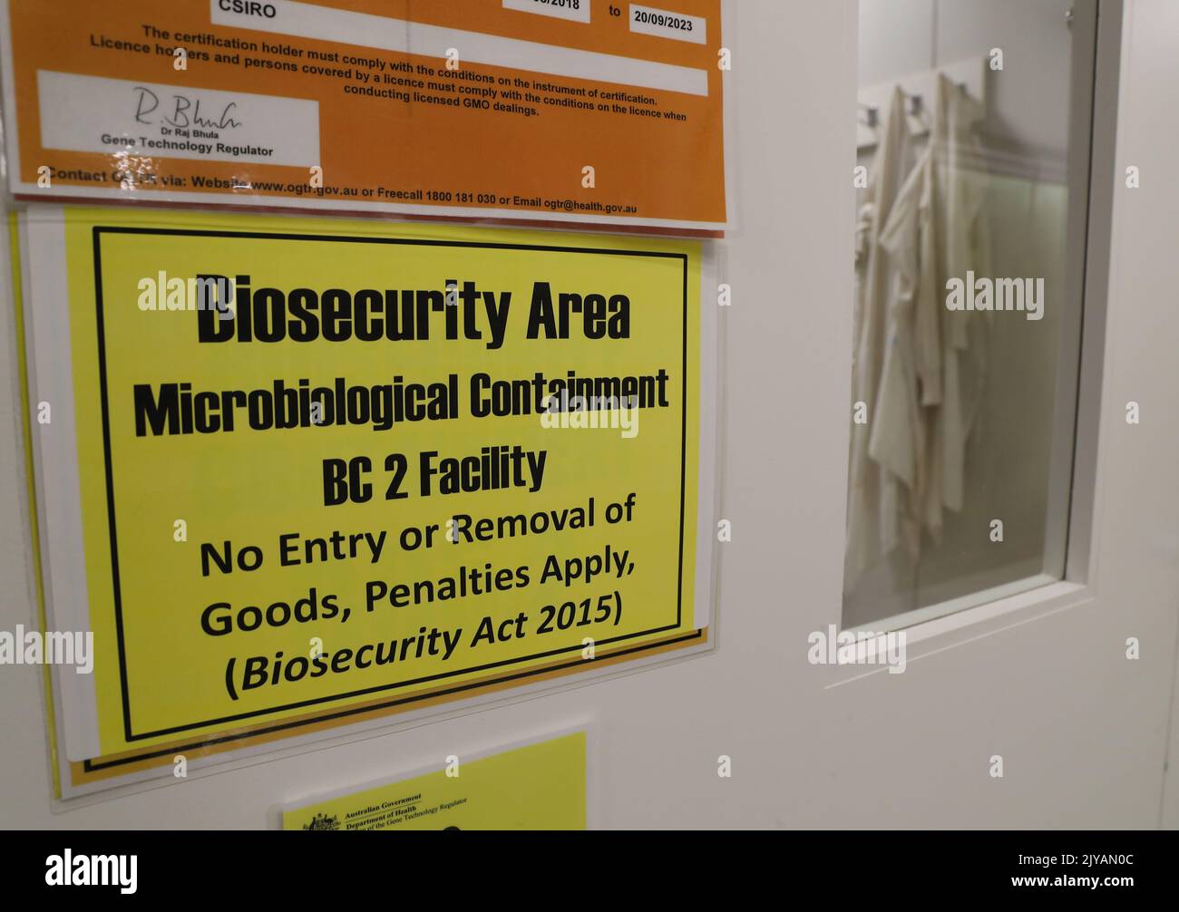Generic image inside a lab at the CSIRO's high-containment facility in ...