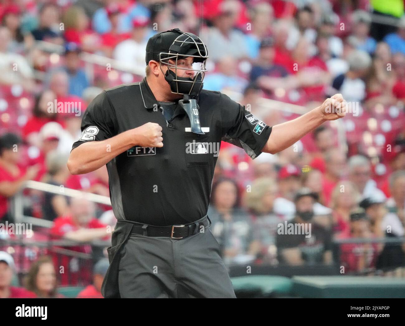 Umpire chad whitson hi-res stock photography and images - Alamy