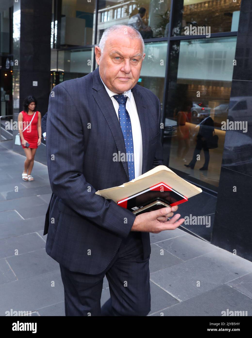 Former Victorian Police detective Ron Iddles leaves the Royal ...
