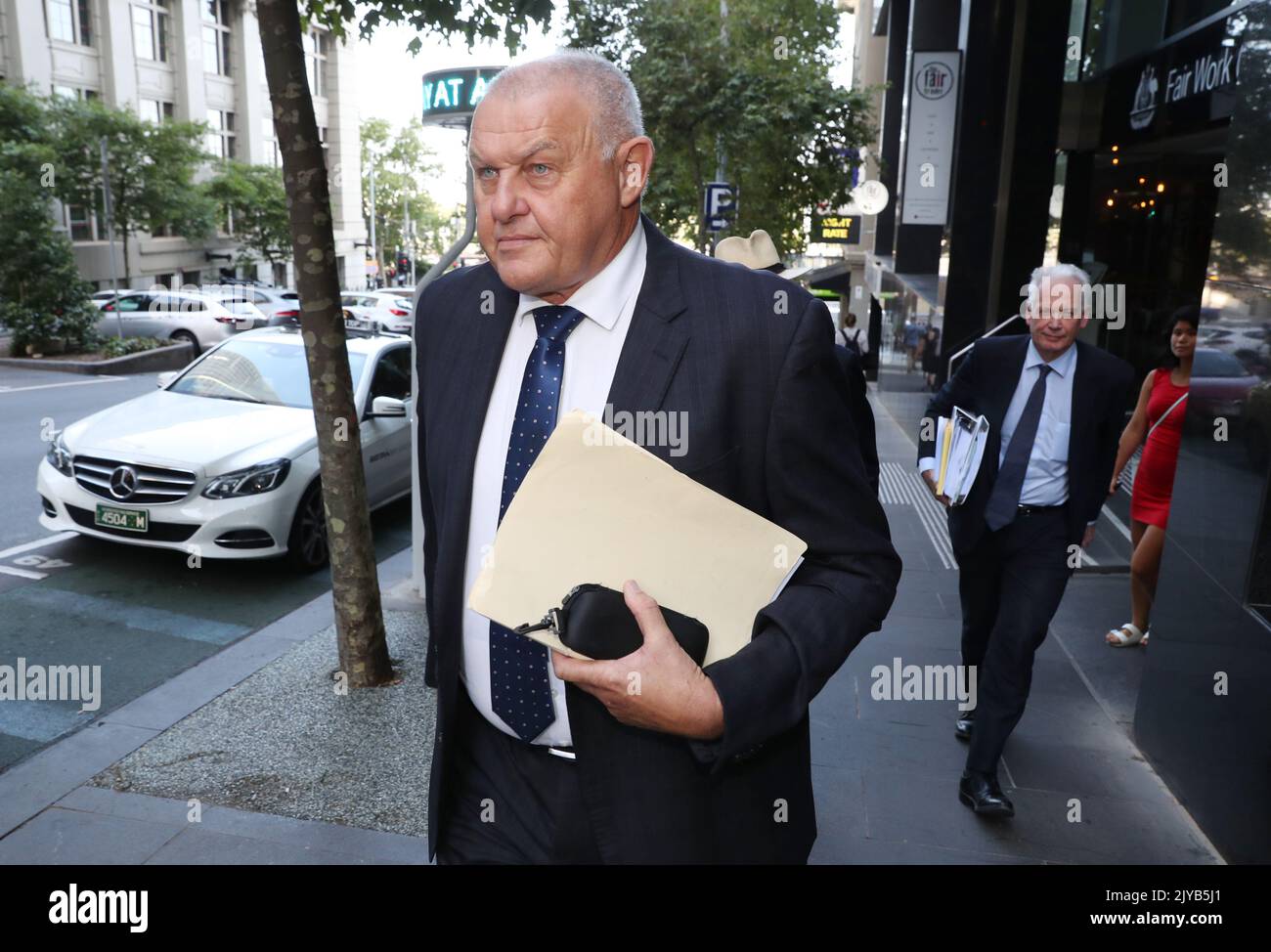 Former Victorian Police detective Ron Iddles leaves the Royal ...