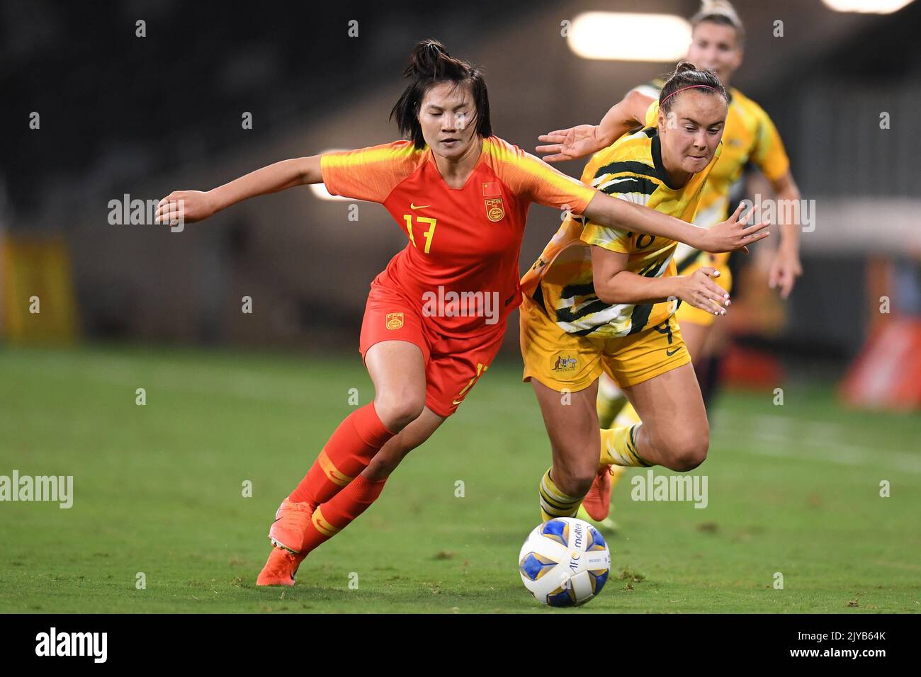 Luo Guiping of China holds back Caitlin Foord of Australia during the ...