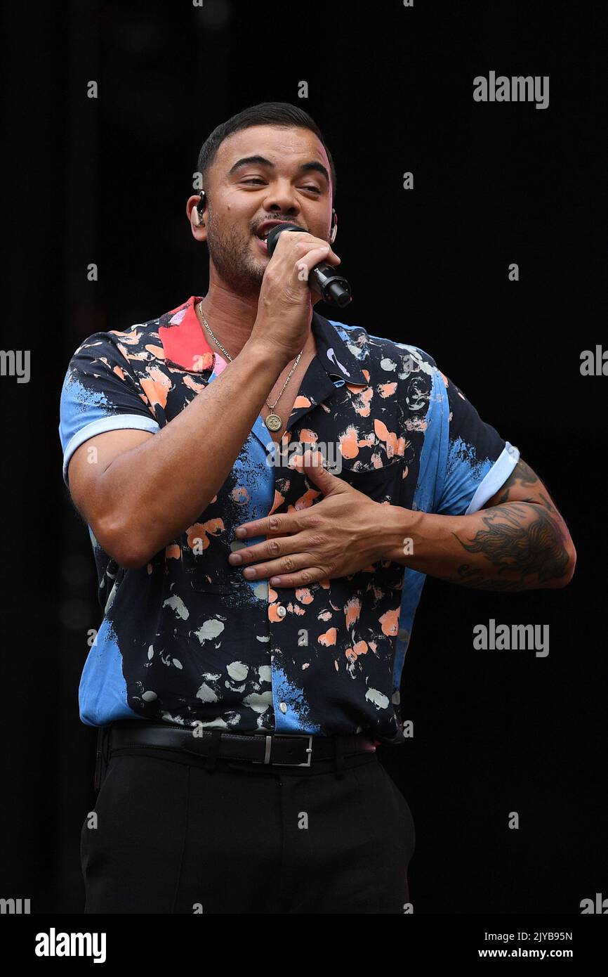 Guy Sebastian performs during the Fire Fight Australia bushfire relief ...