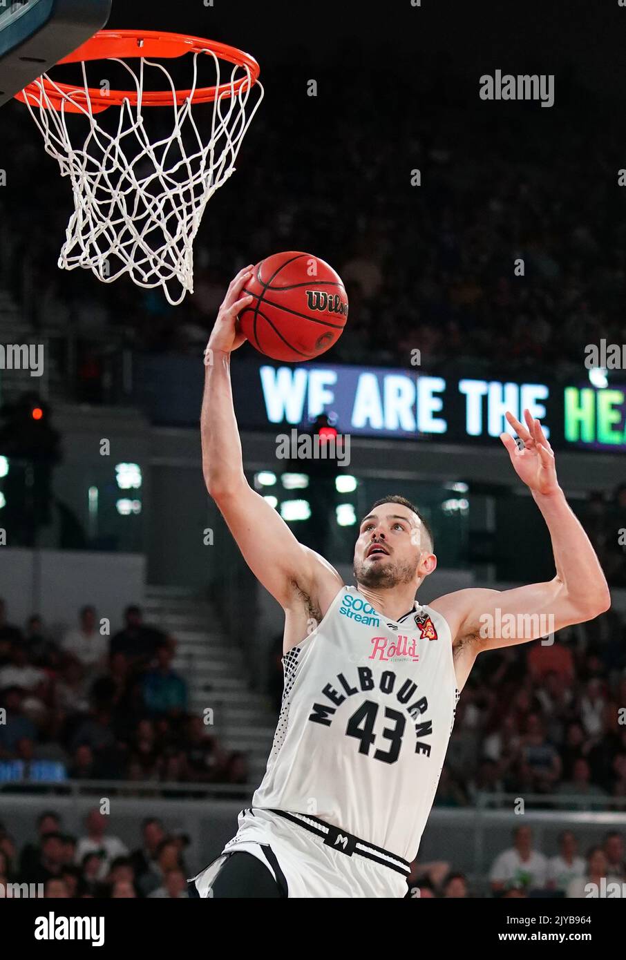Chris Goulding of Melbourne United drives to the basket during the ...