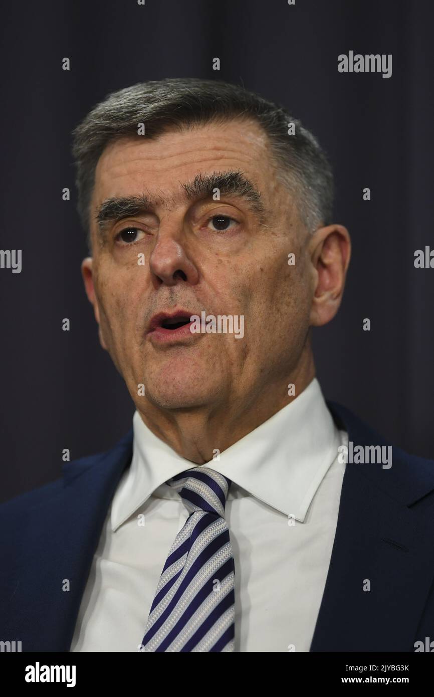 Australia's Chief Medical Officer Professor Brendan Murphy speaks ...