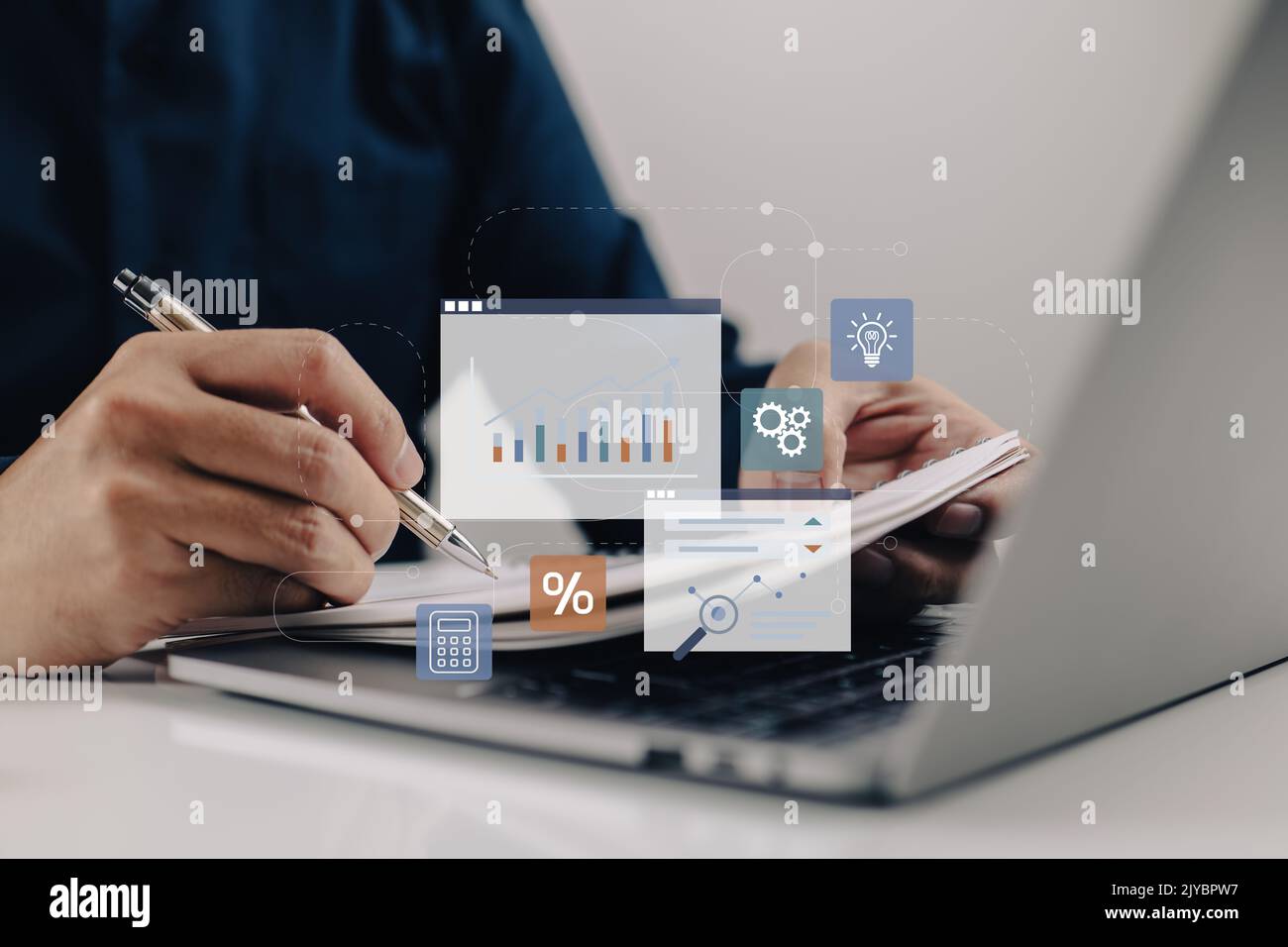 Interactive online classes hi-res stock photography and images - Alamy