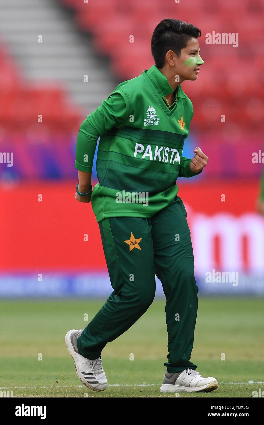 Anam Amin of Pakistan celebrates after taking the wicket of Nattaya ...