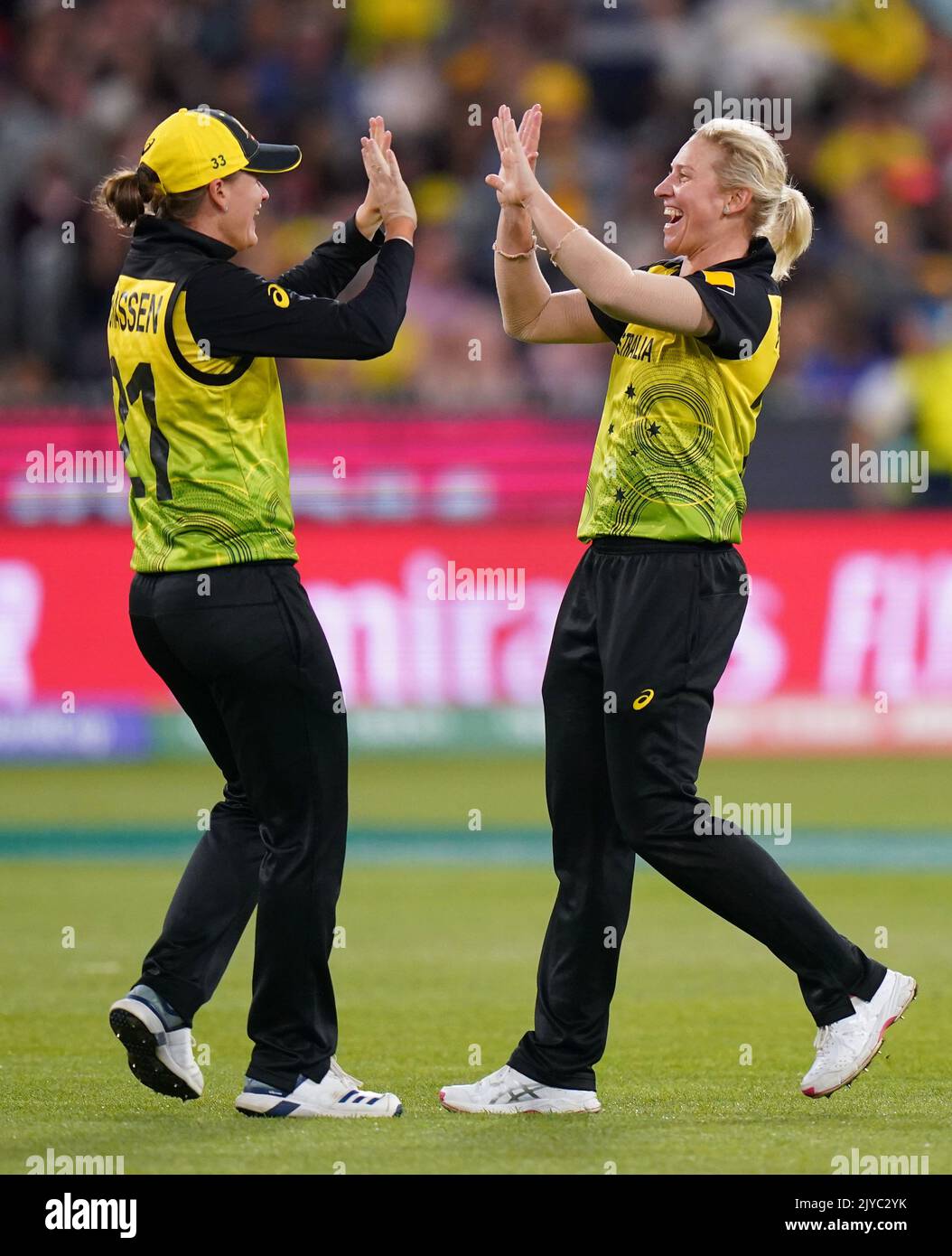 Delissa Kimmince of Australia celebrates after dismissing Veda ...