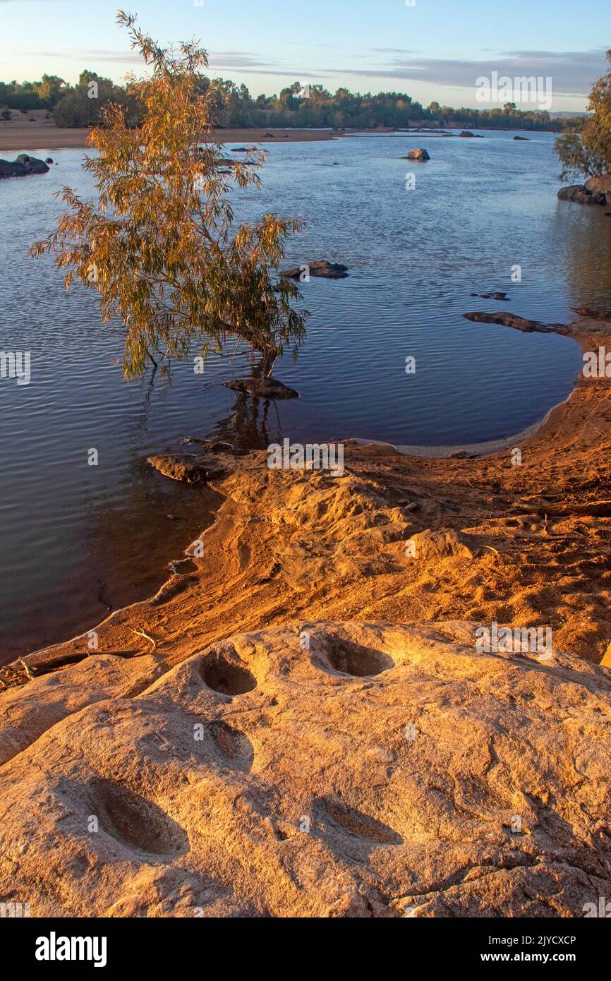 Grooves in rock from Aboriginal grinding stones on the bank of the ...