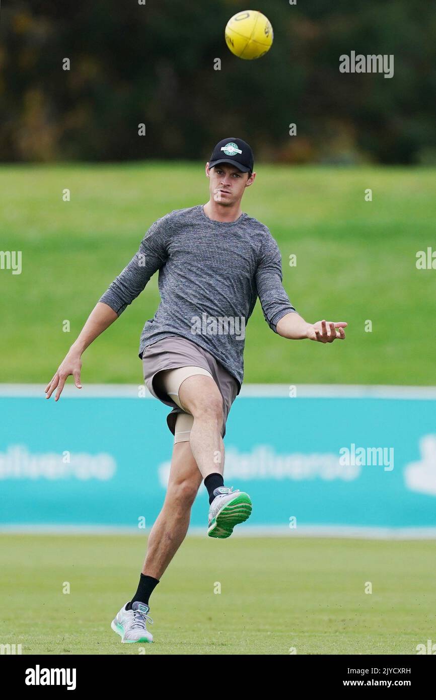 Callum Sinclair of the Swans trains in Melbourne, Friday, April 17 ...