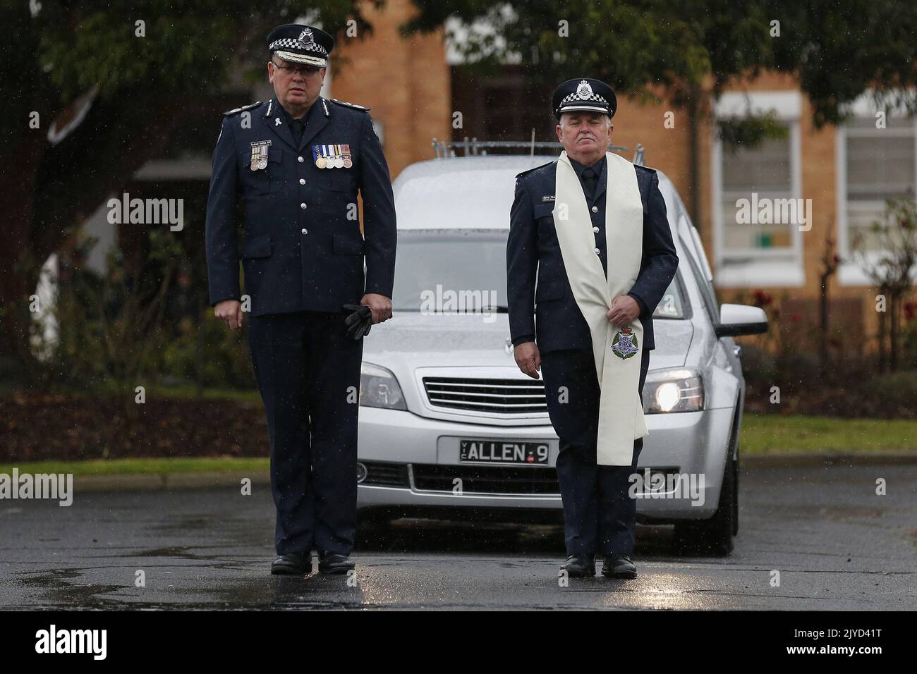 Victoria Police Chief Commissioner Graham Ashton (L) and Victoria ...