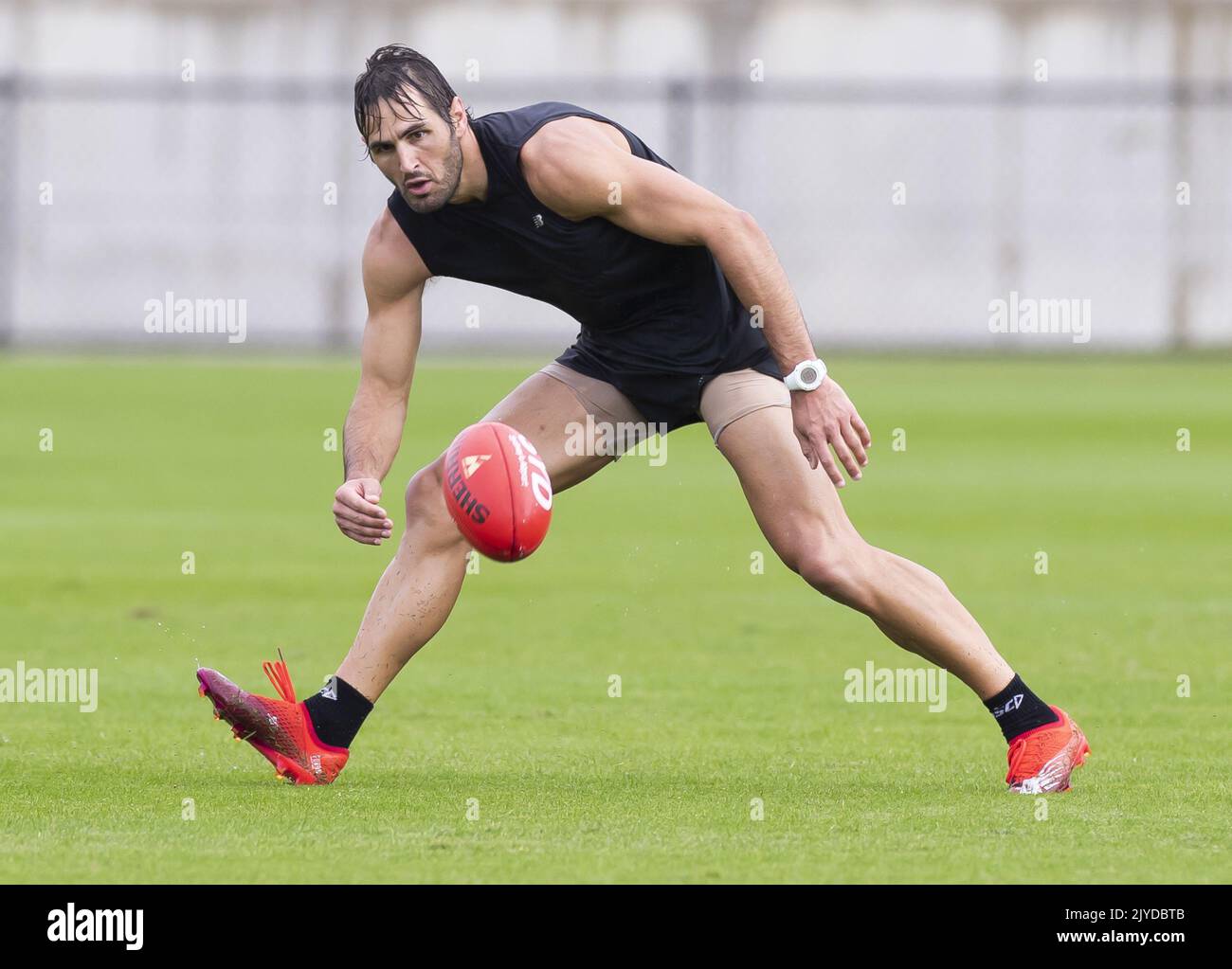 Josh Kennedy of the Sydney Swans trains in the Grounds opposite the SCG ...