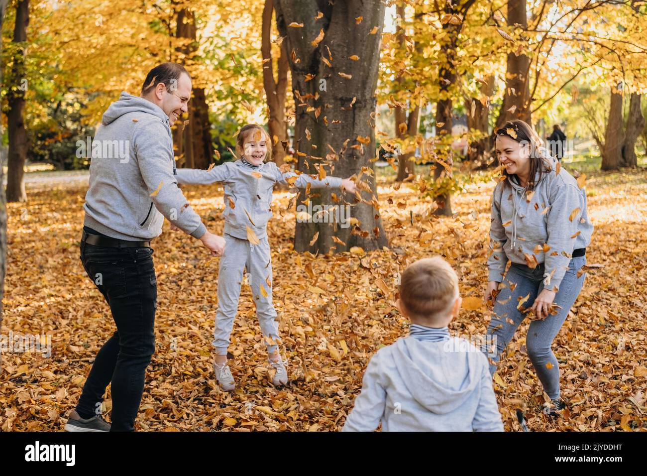 Family members having fun outdoors hi-res stock photography and images ...