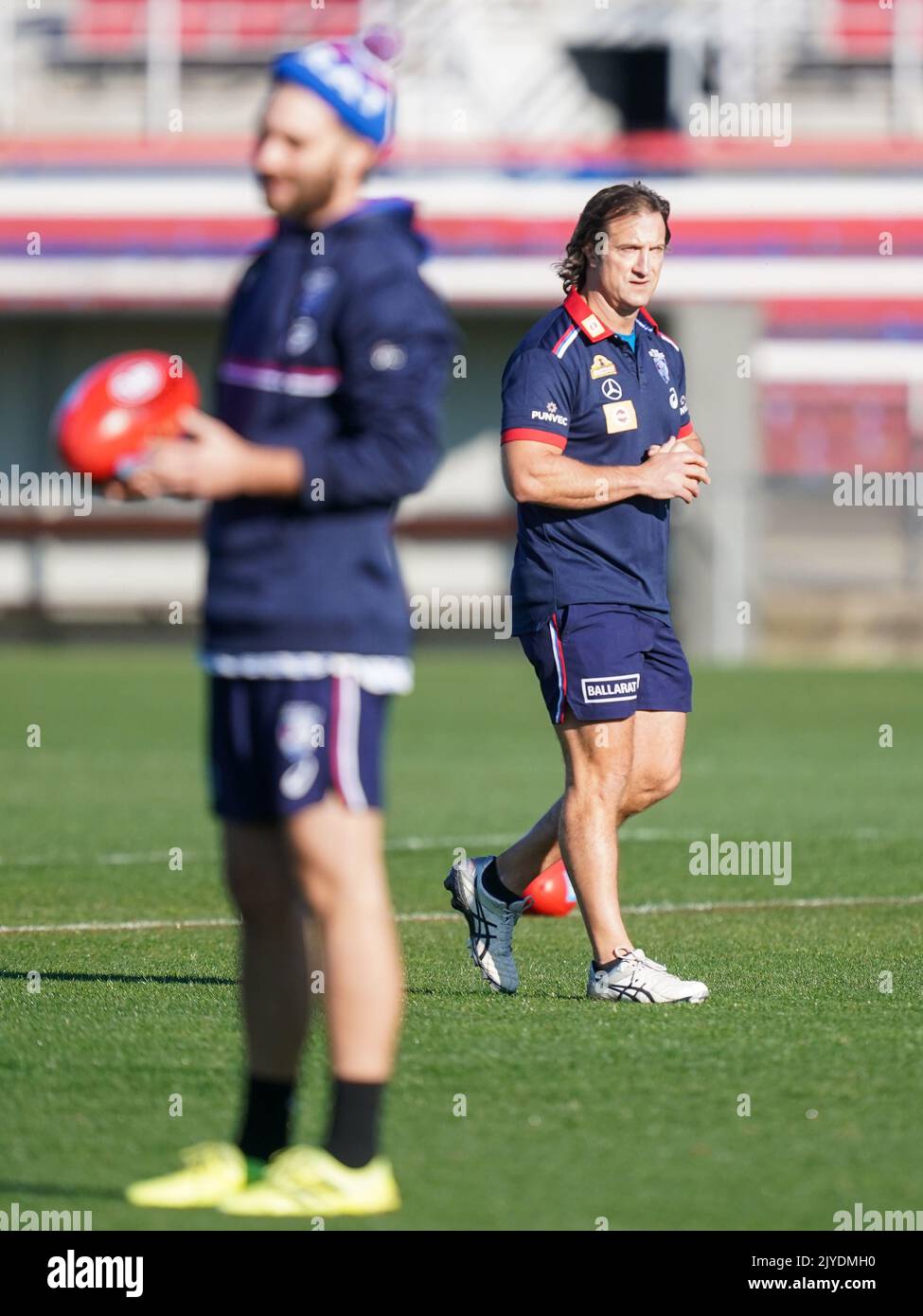 Coach Luke Beveridge during an AFL Bulldogs training session at VU ...